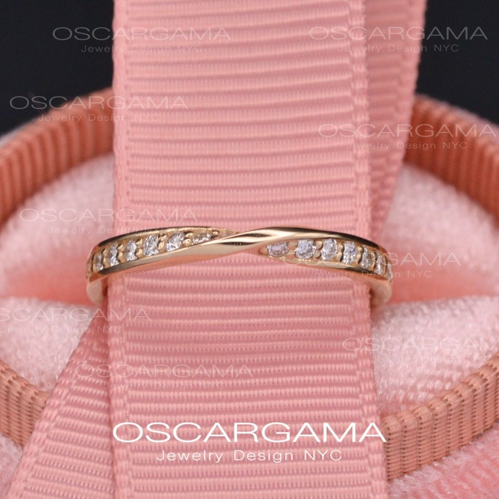 Twisted Wedding Band with 16 Diamonds in 14k Gold or Platinum